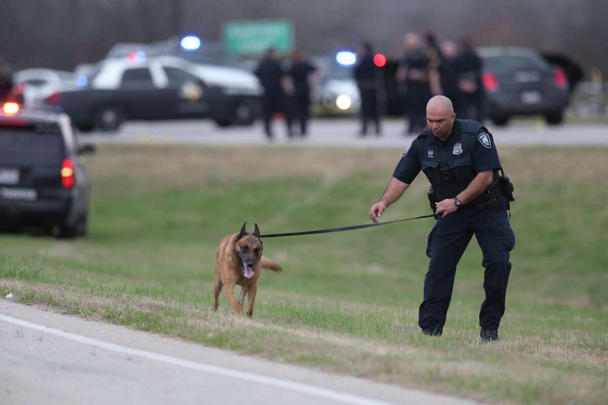 Suspect in Bexar County shoot out with DPS trooper dies; trooper 'doing ...