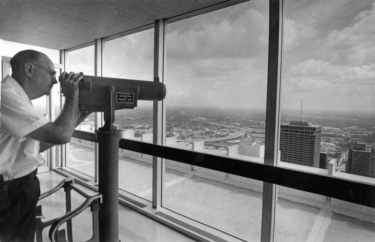 Where are all of Houston's observation decks?