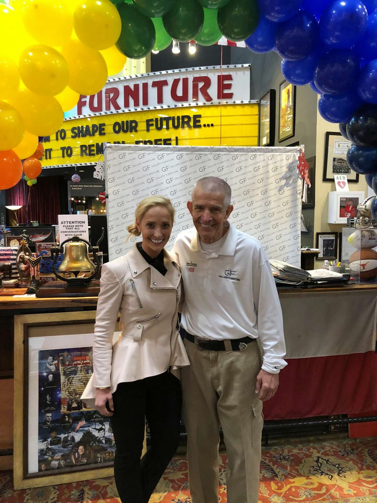 20 things to know about me: Elizabeth McIngvale - daughter of Jim ...