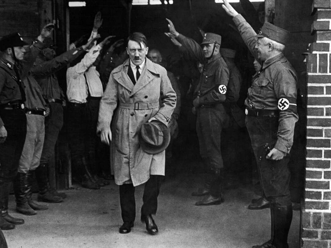 Trump rise mirrors ’30s Hitler