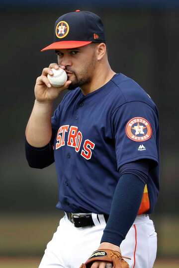 Fully healthy, Nick Tanielu shows off versatility in Astros camp