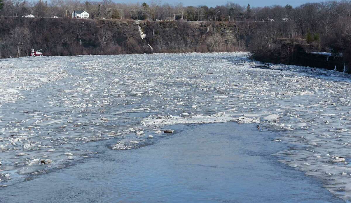 Flooding on Mohawk River unlikely, weather service says