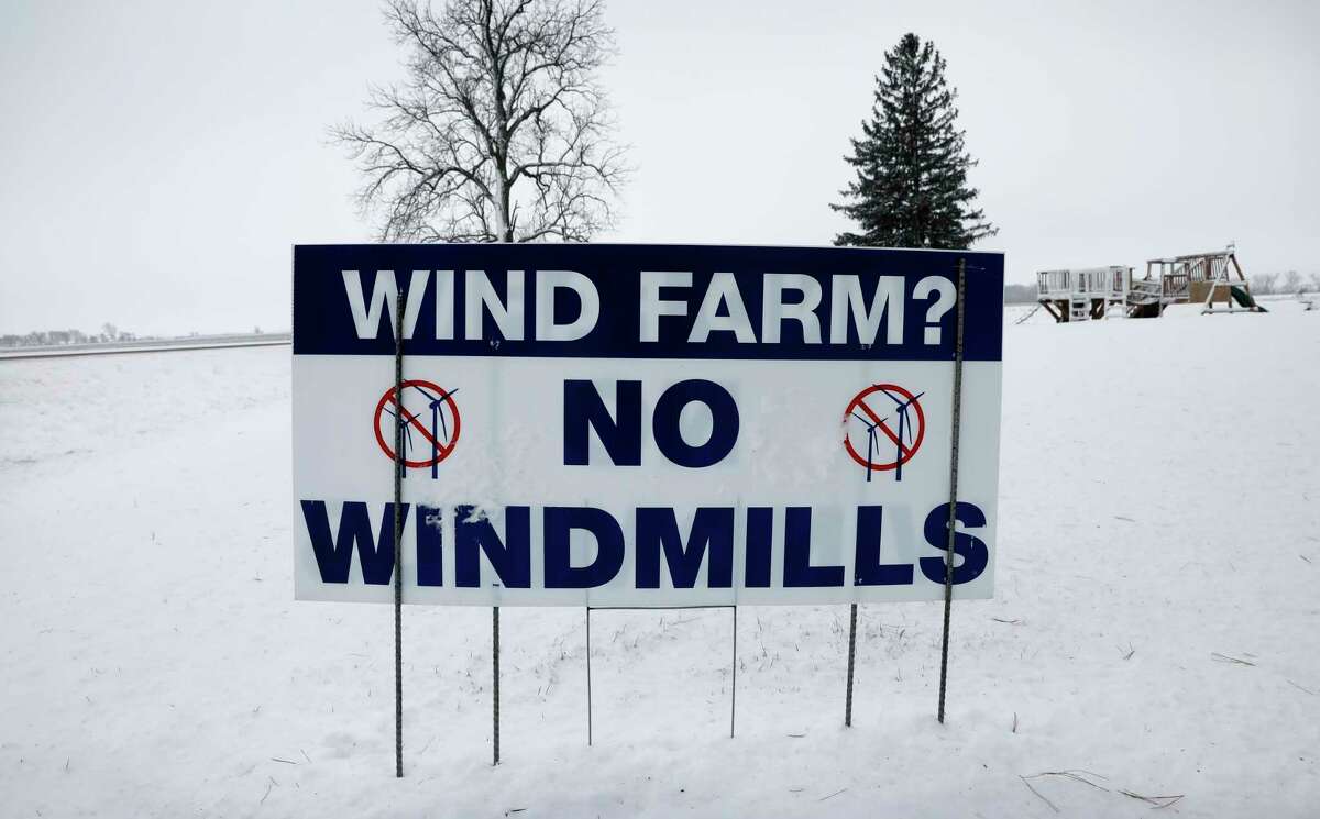 New rebellion against wind energy stalls projects
