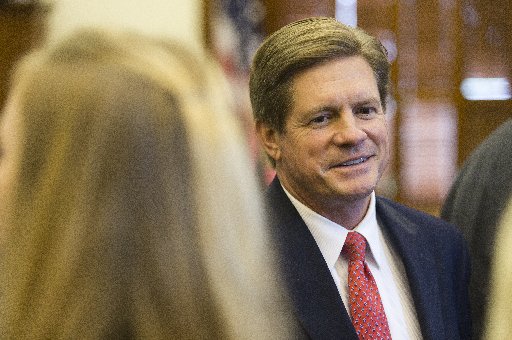 Billionaire founder of Hilcorp hands off CEO job