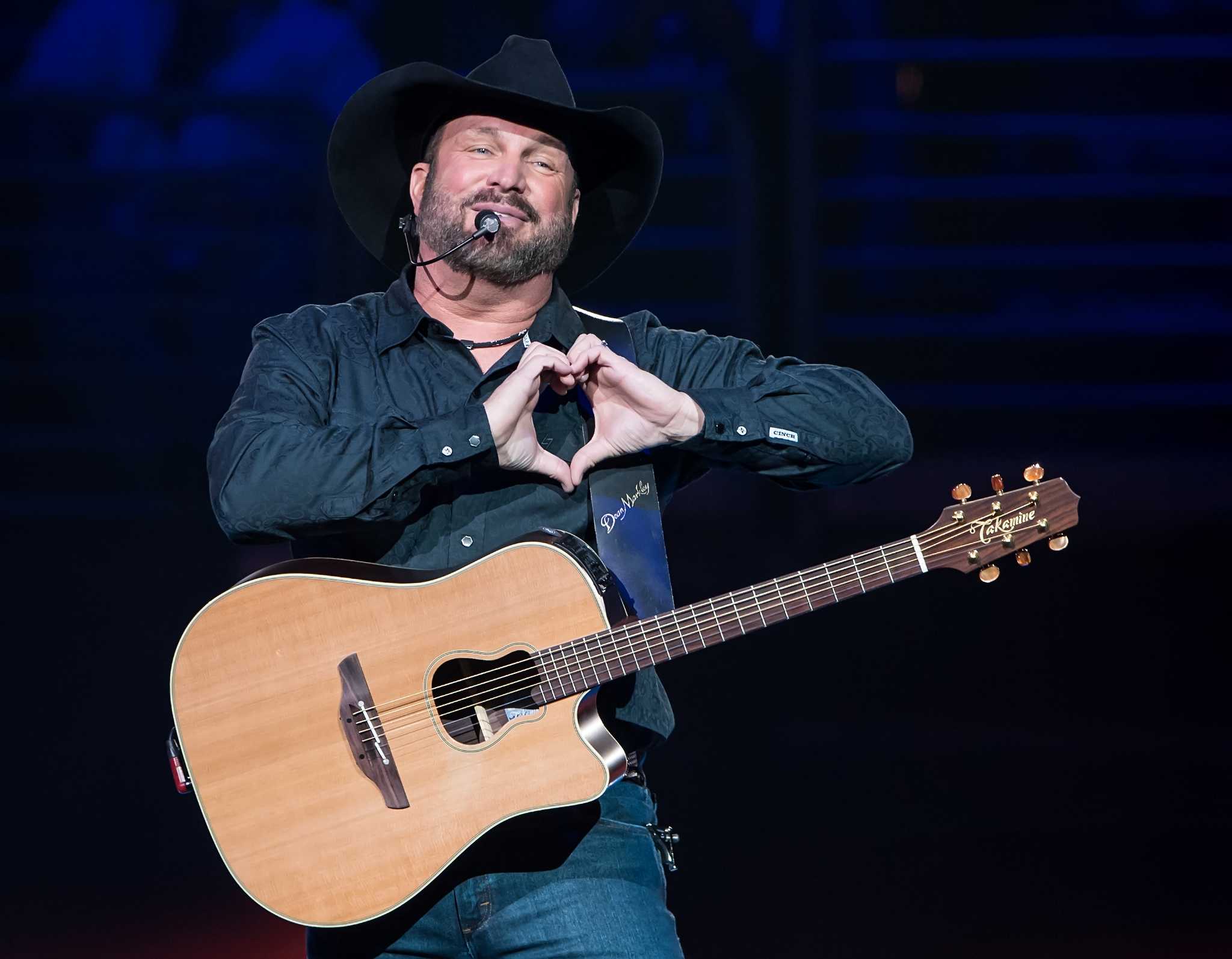 RodeoHouston's Garth Brooks is among our favorite 90s country stars