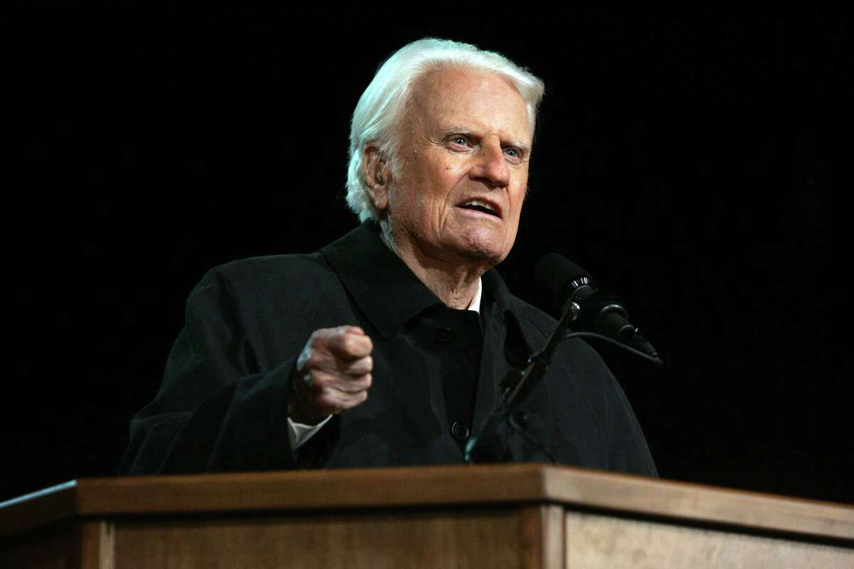 Evangelist Billy Graham dies at 99