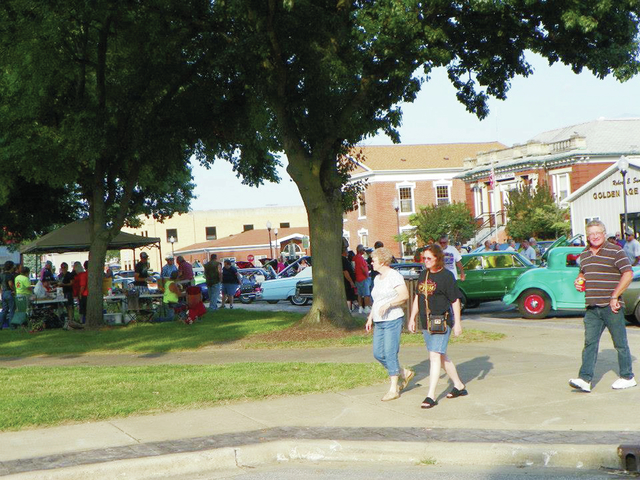 Engines revving ahead of Beardstown Cruise-In
