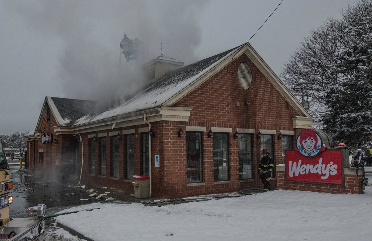 Fire hits fast food restaurant in Colonie