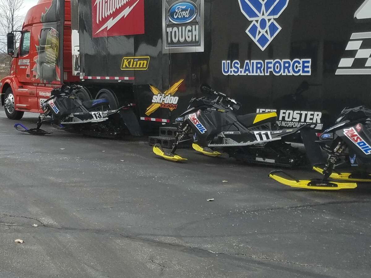 Local SnoCross fans meet SnoCross racers