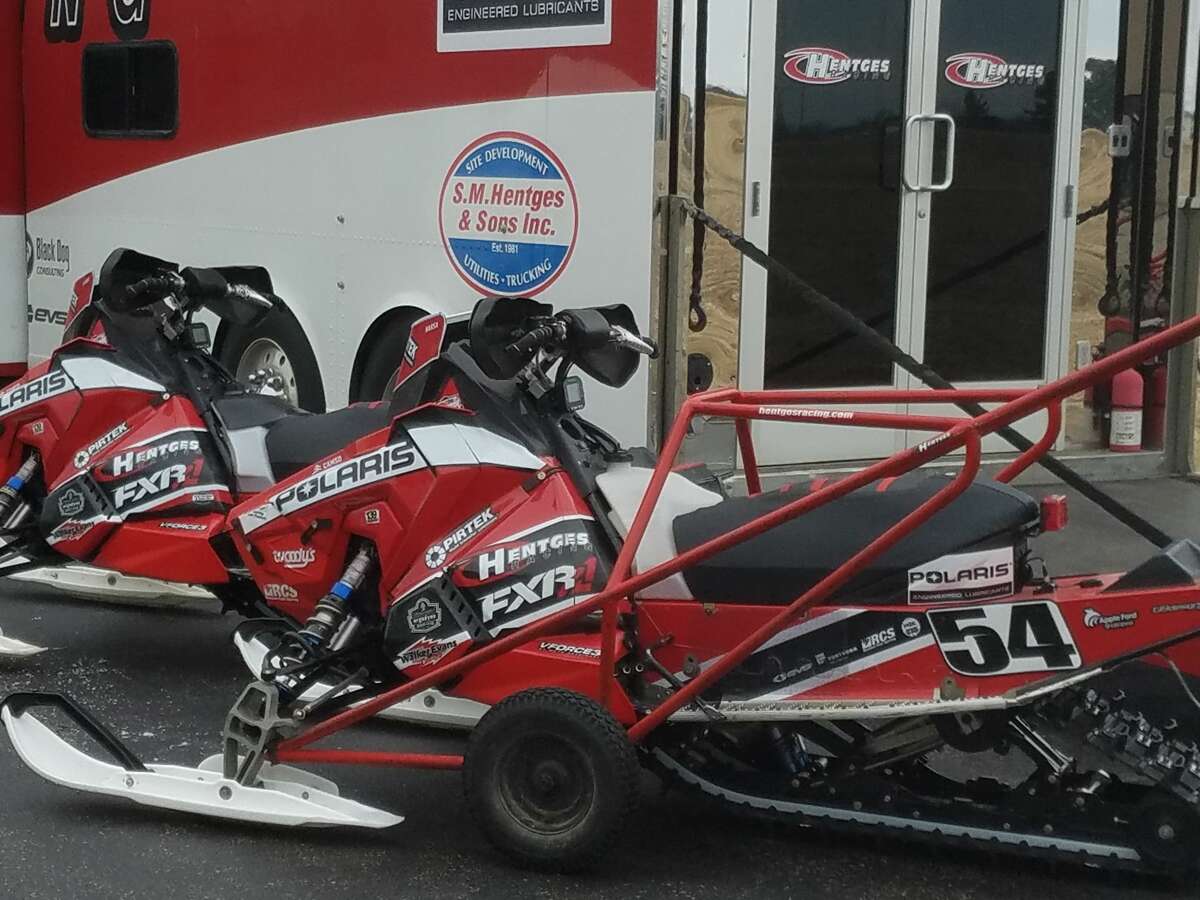 Local SnoCross fans meet SnoCross racers