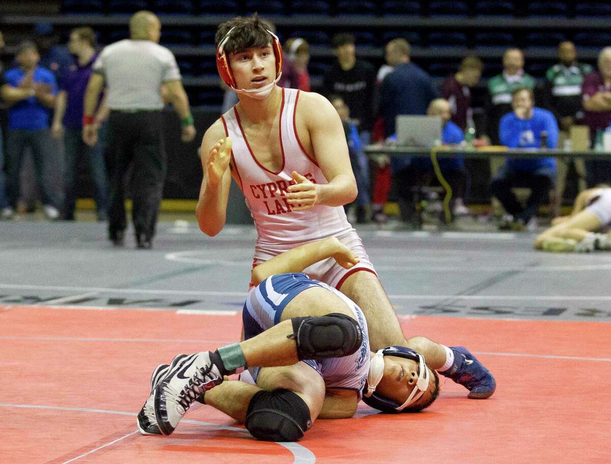 High school wrestling report: Cypress Ranch girls win state title
