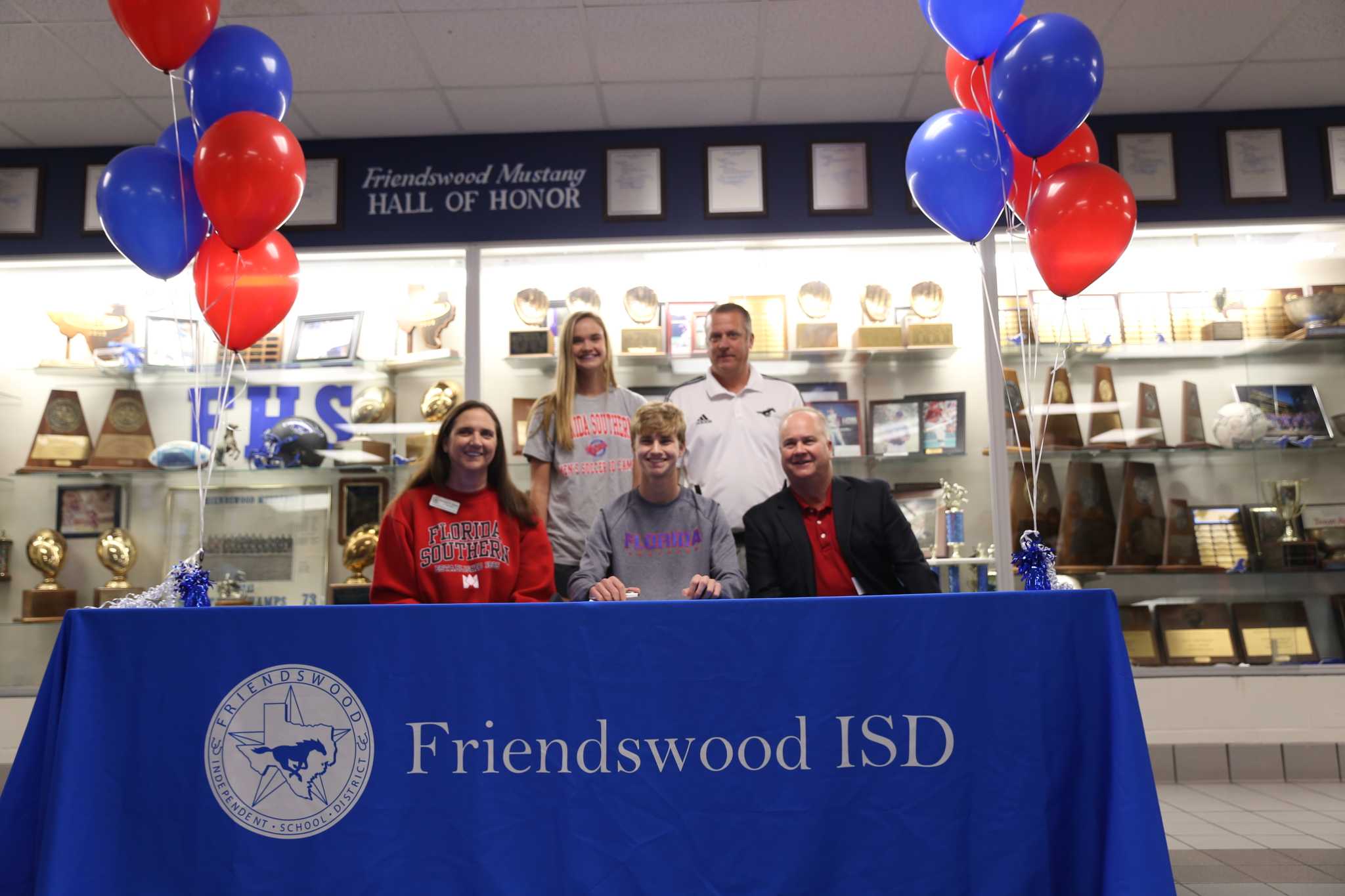 Friendswood's Harner signs with Florida Southern