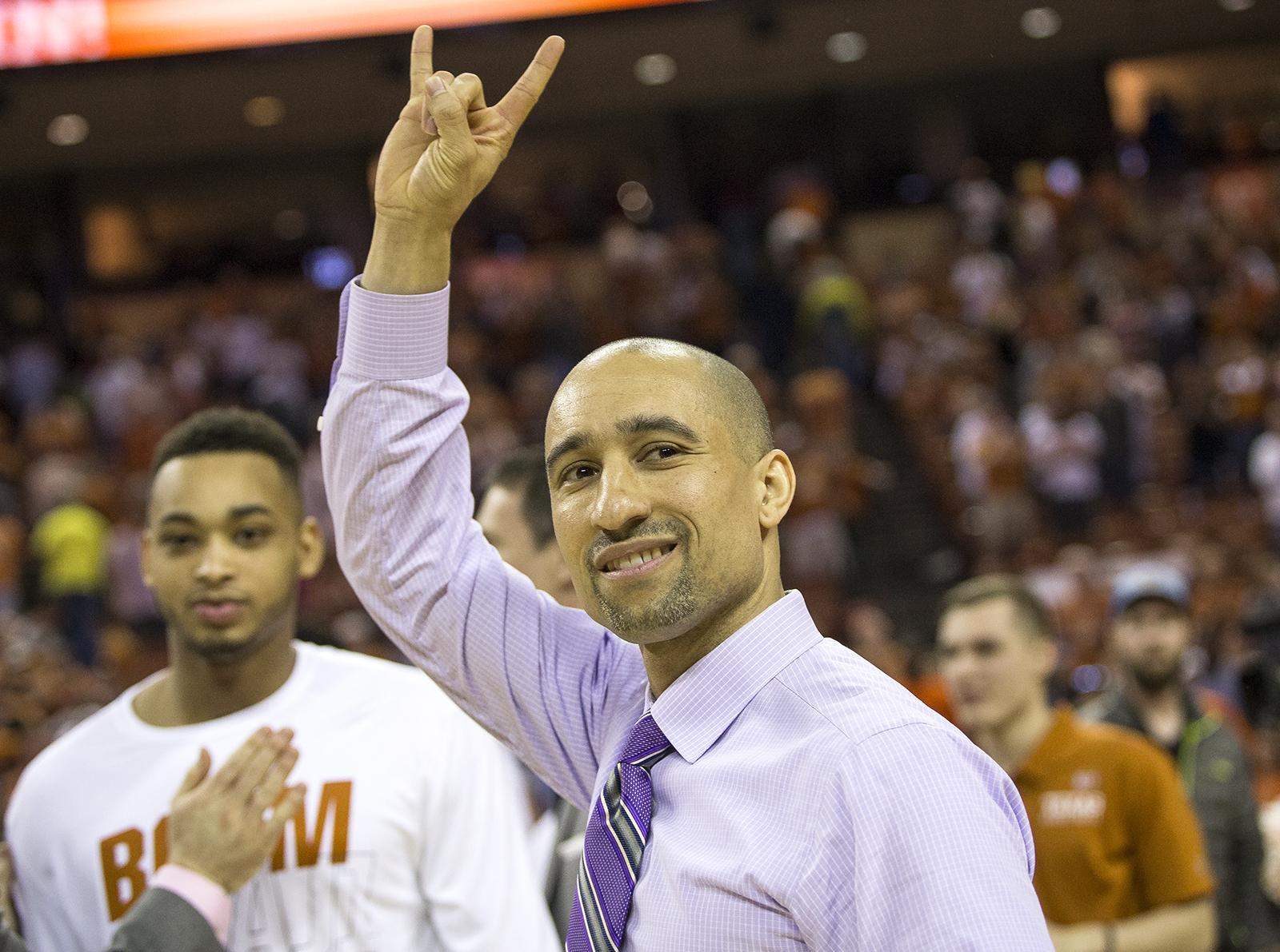 5-Star Austin Westlake center Will Baker commits to Texas