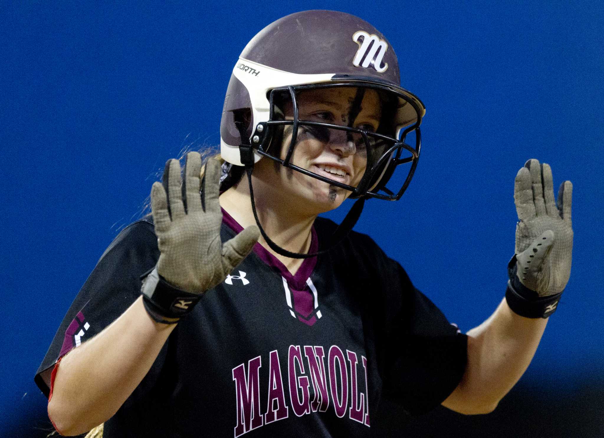 SOFTBALL ROUNDUP: Oak Ridge wins two; Magnolia improves to 9-0