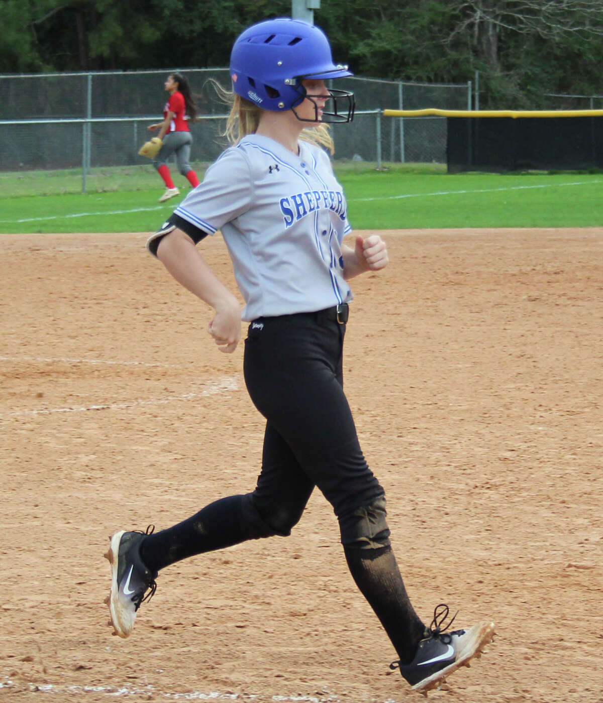 Cleveland Lady Indians lose close game with Shepherd Lady Pirates, 3-2