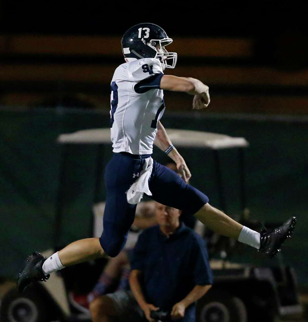 UH receives 2019 commitment from Smithson Valley quarterback Levi Williams