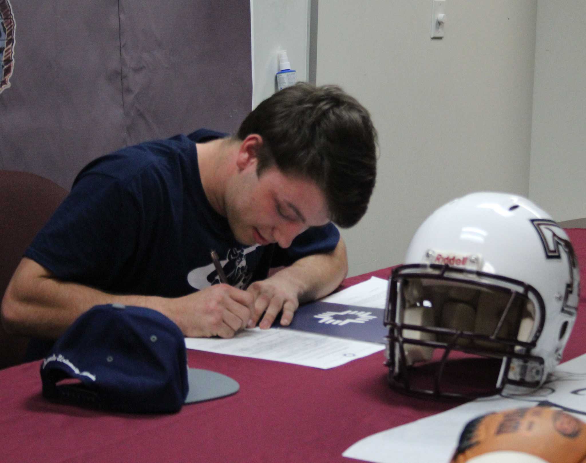 Tarkington Longhorn signs on to play with Concordia University
