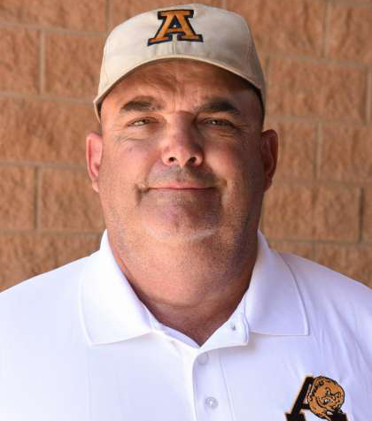 HS FOOTBALL: Monahans hires Maxfield as its AD/football coach