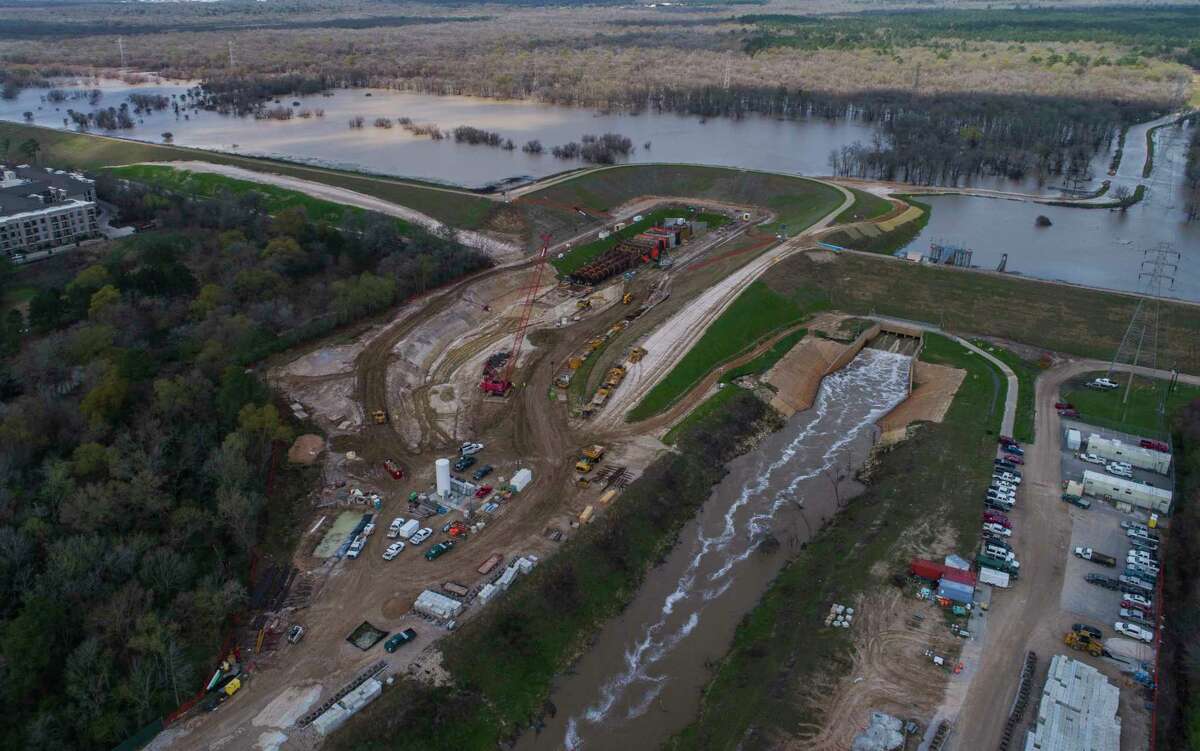 Army Corps predicted Addicks and Barker flood pool lawsuits, decided ...