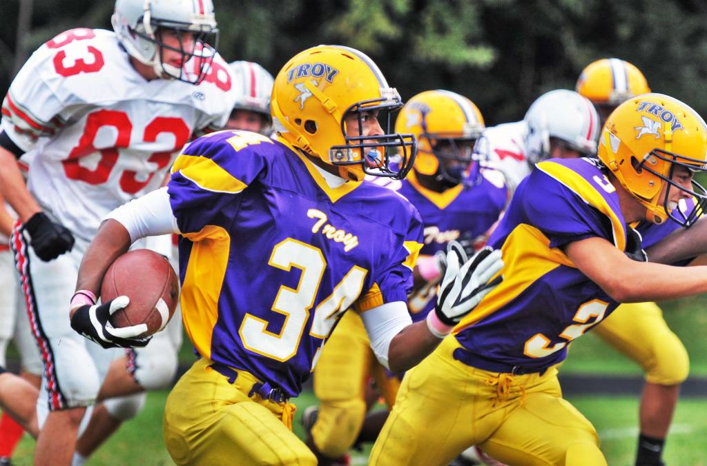 Troy topples Niskayuna