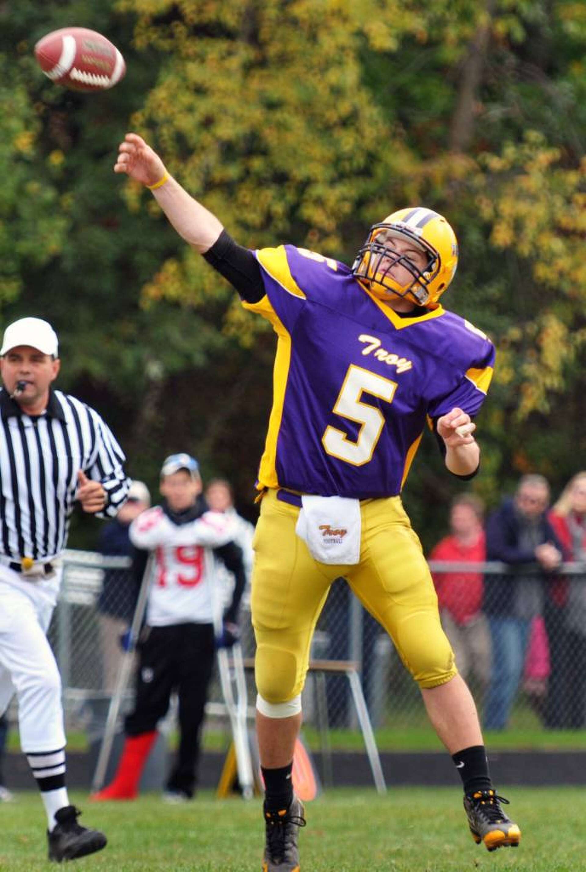 Troy topples Niskayuna