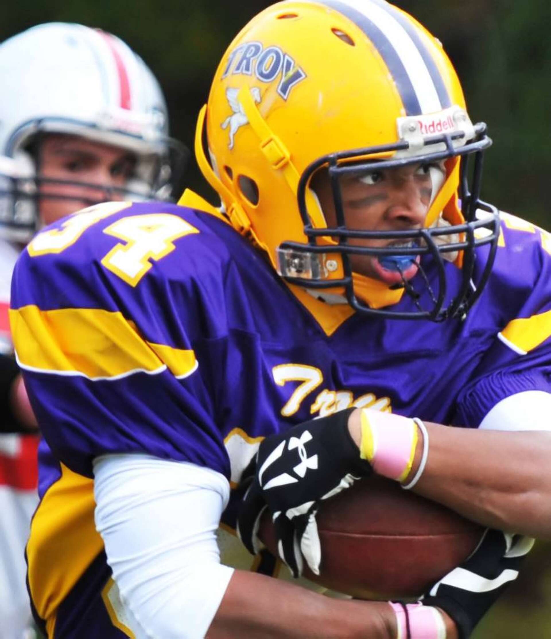 Troy topples Niskayuna
