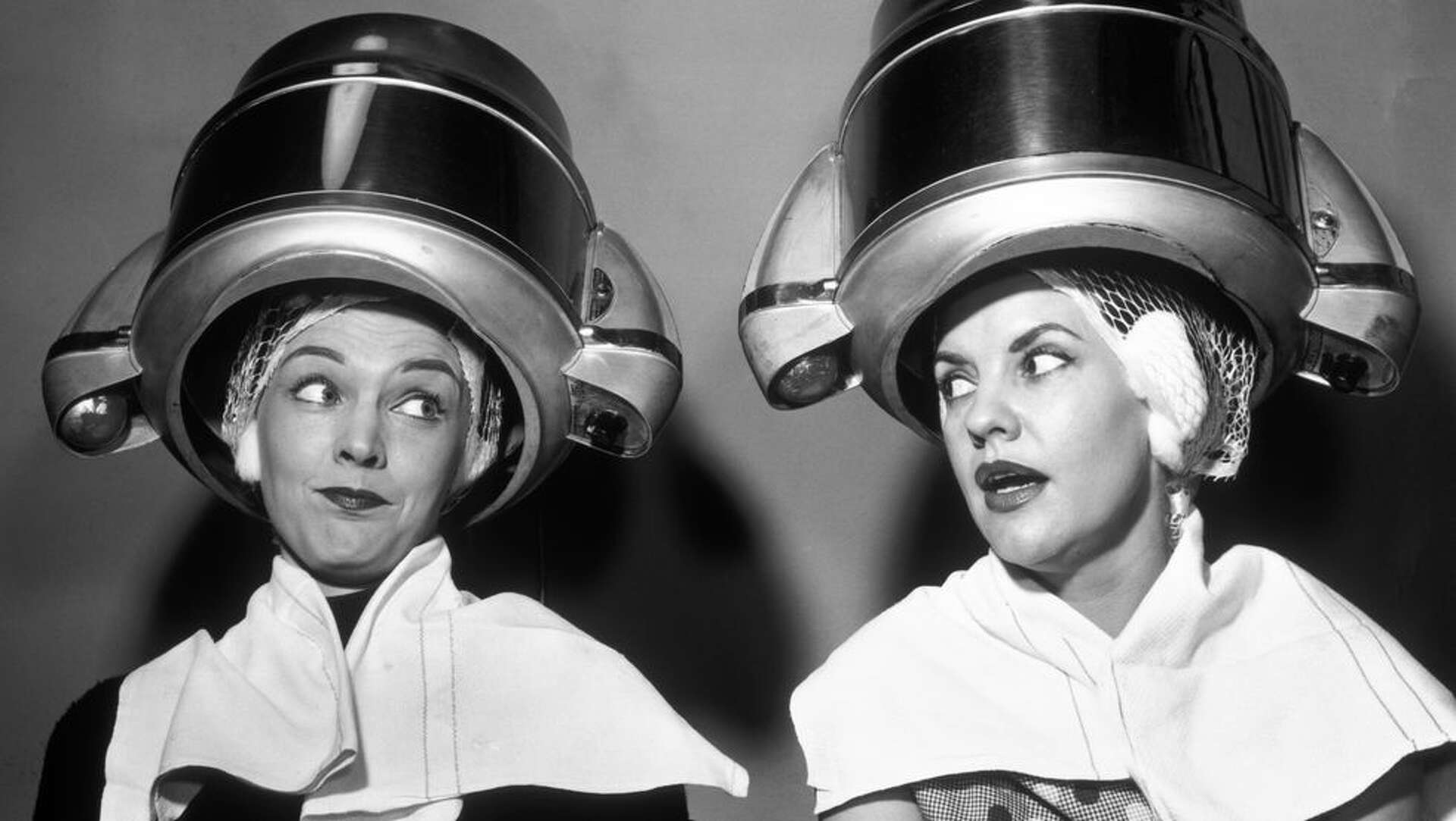 50 Basic social etiquette rules everyone should know