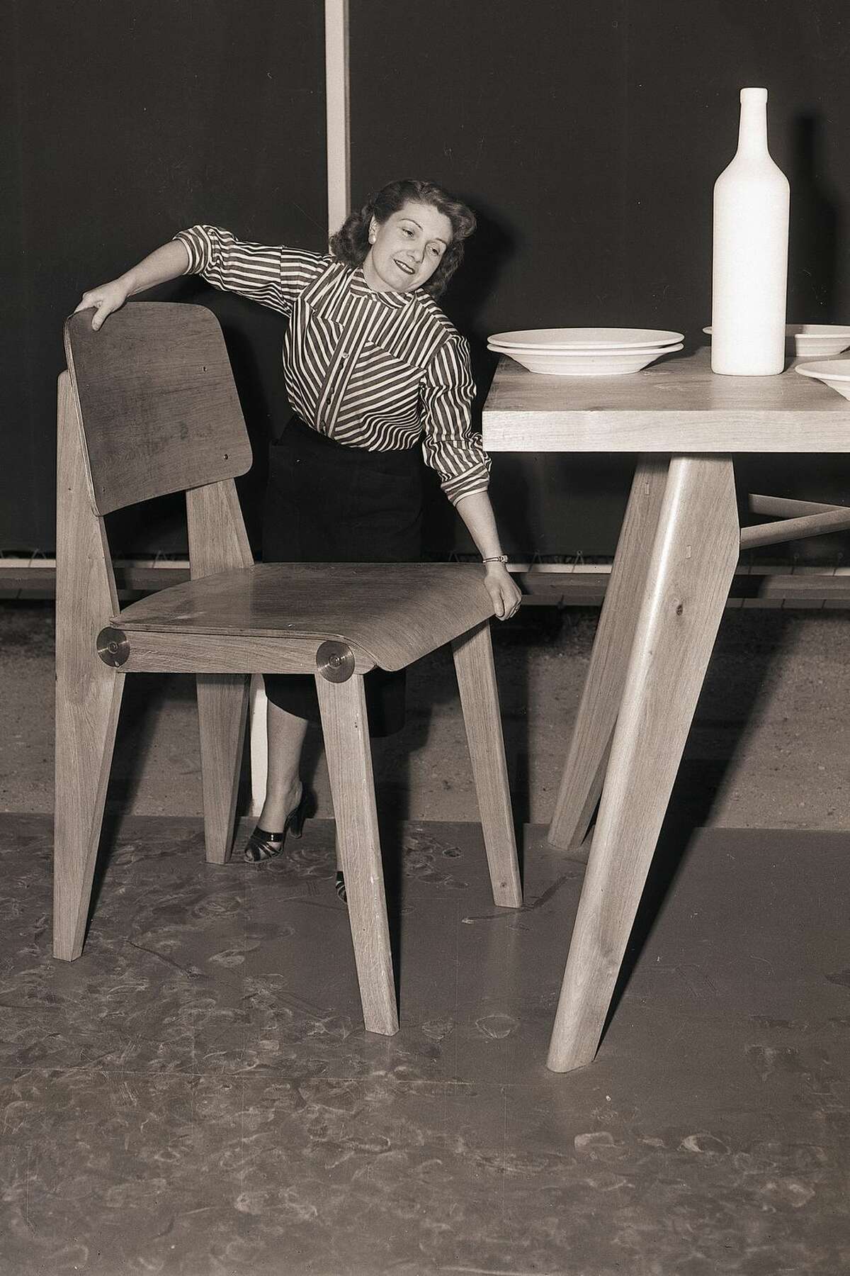 50 Basic social etiquette rules everyone should know