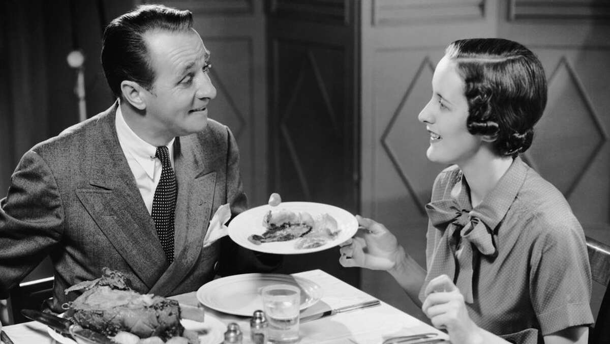 50 Basic social etiquette rules everyone should know