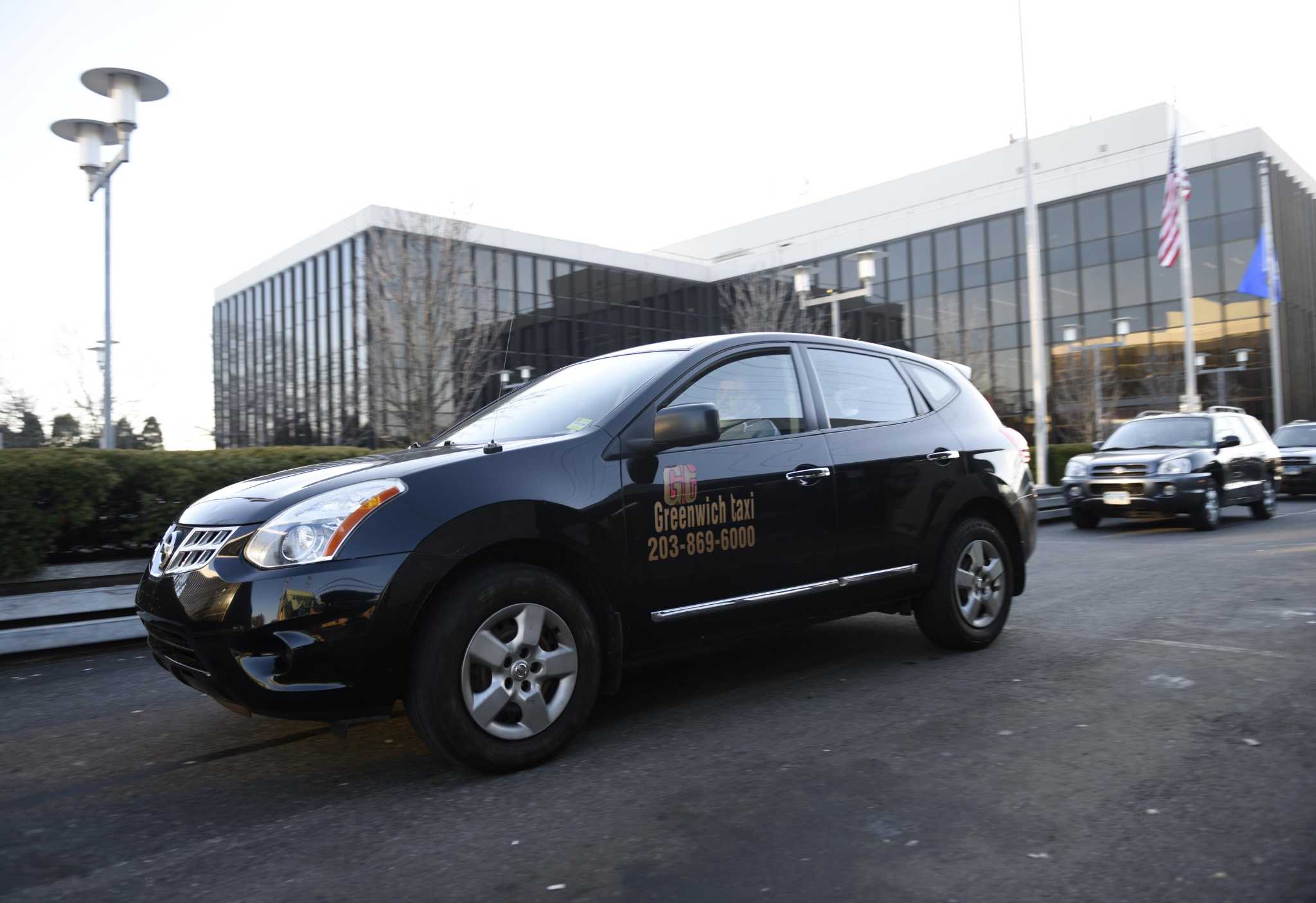 Greenwich Share-the-Fare offers seniors lower-cost taxi, Uber rides
