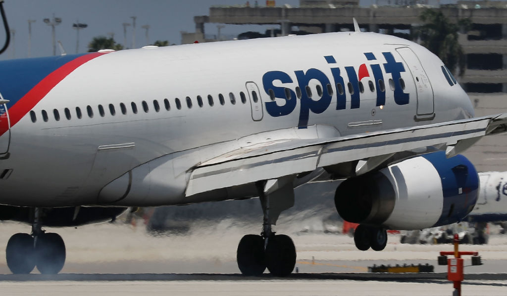 Entire Spirit Airlines flight forced to deplane as unruly passenger ...