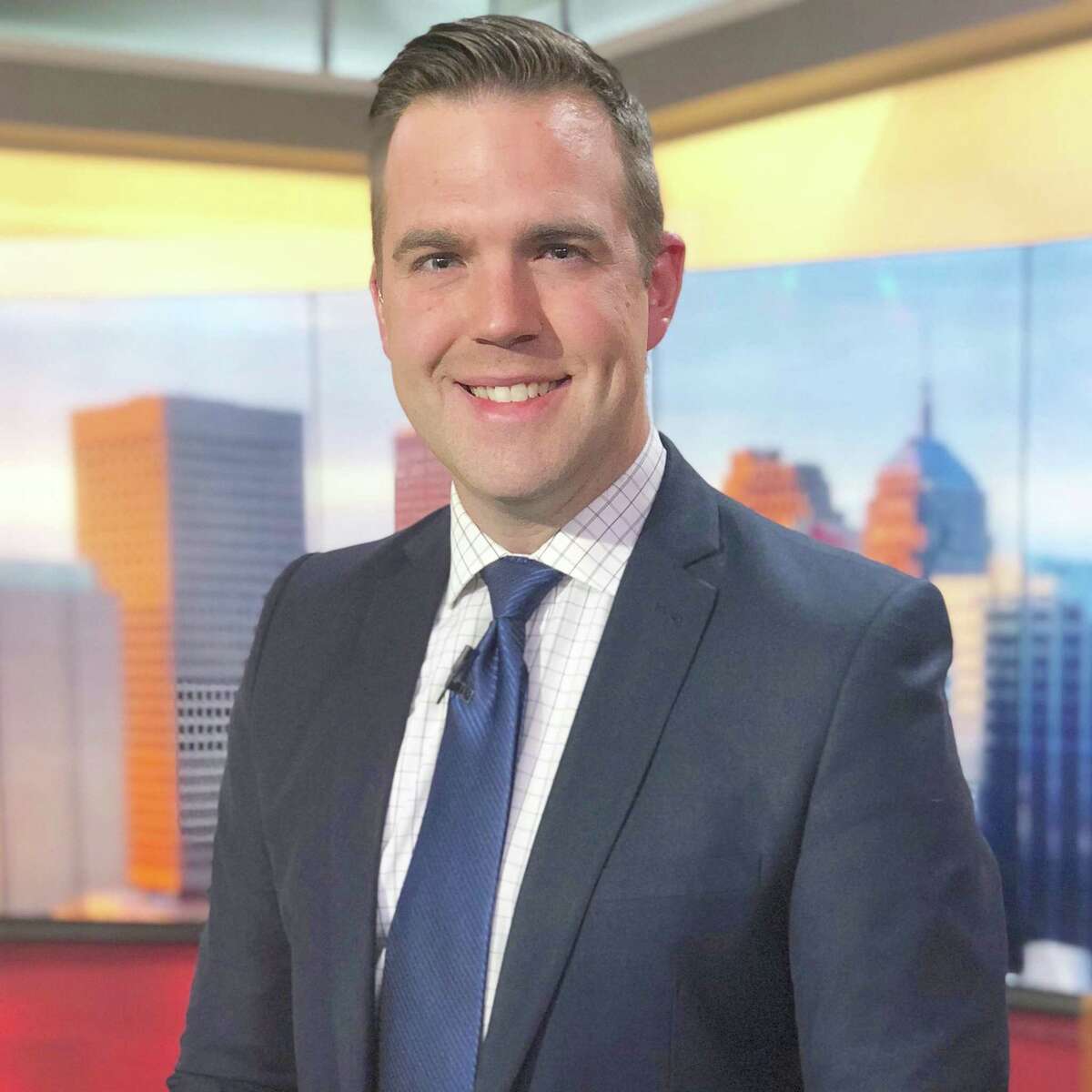 Shared anchors latest step at WOAI/KABB