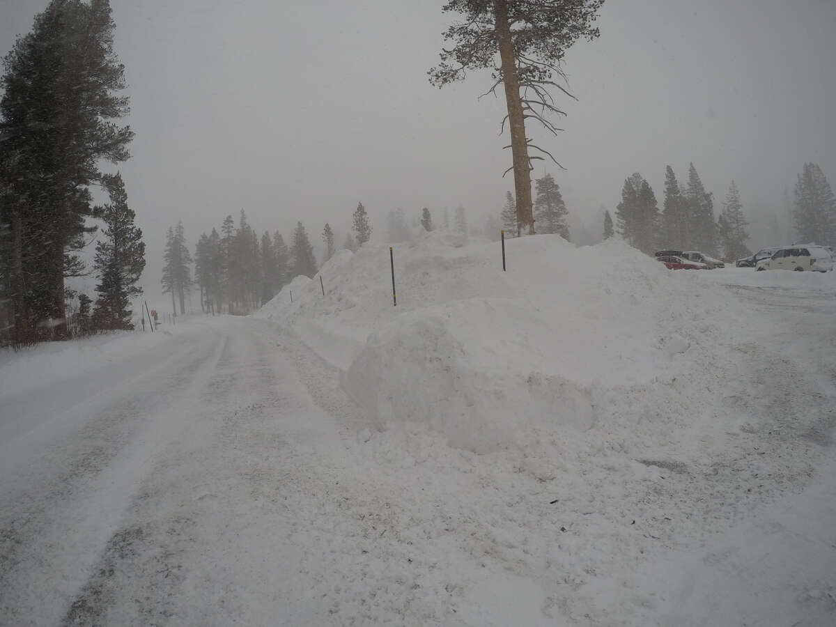 Blizzard causes Tahoe whiteout, March 1, 2018 Blizzard causes Tahoe whiteout, March 1, 2018