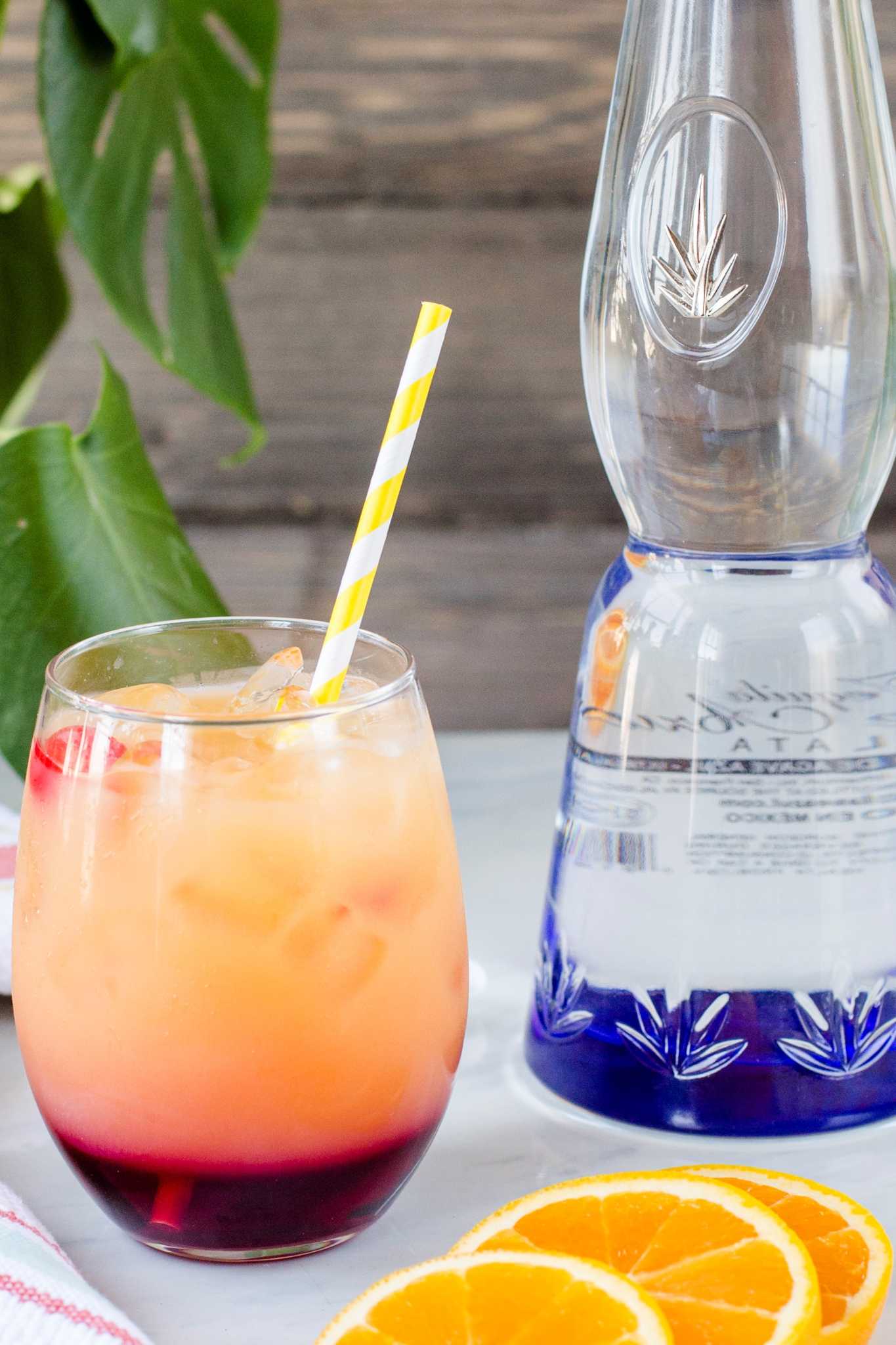 Oscar night cocktail inspired by 'Darkest Hour'