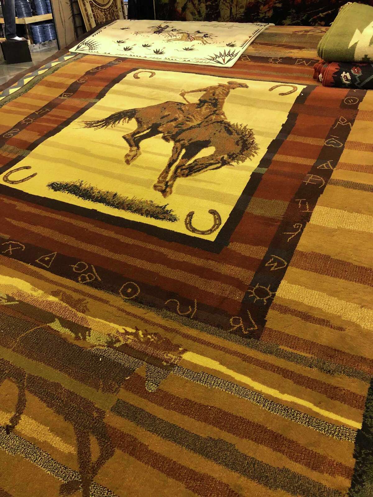 Rodeo vendors offer Lone Star touches to deck out your space