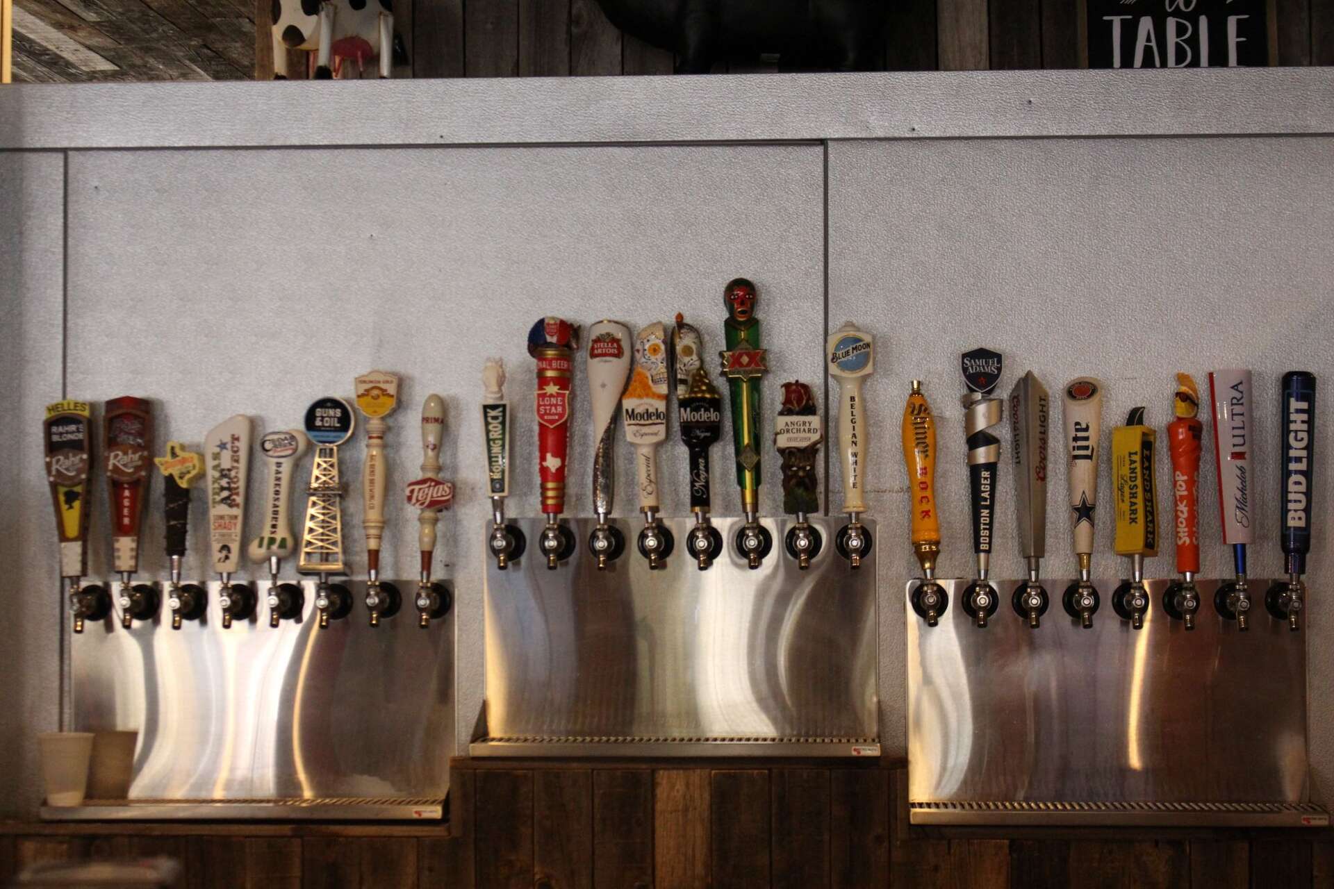 Small Bites: A look inside Rube's Barbecue and Brews