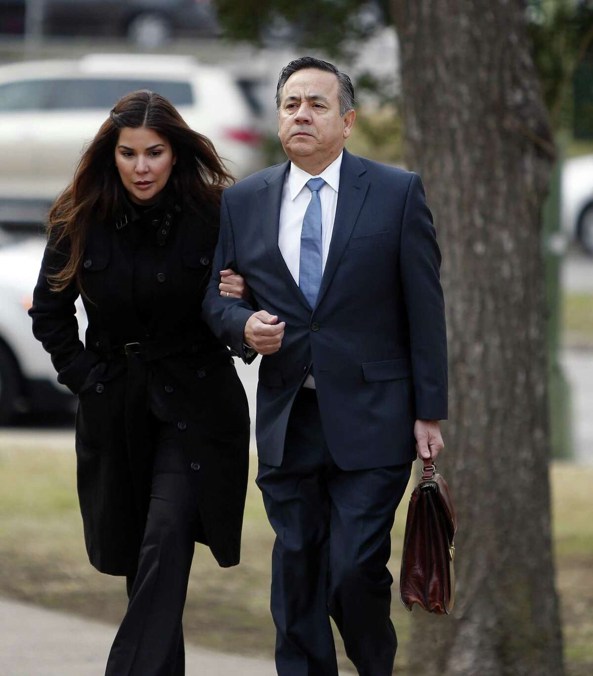 Uresti’s wife files for divorce following salacious trial