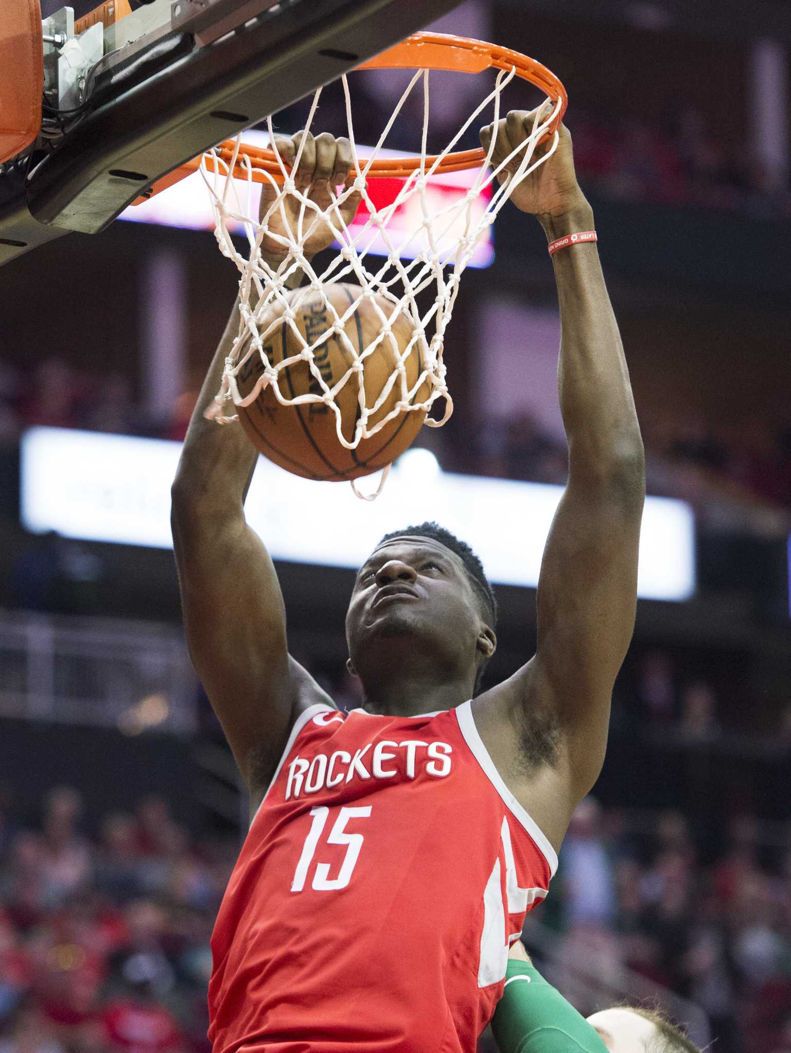 Rockets stage late-game rally past Celtics