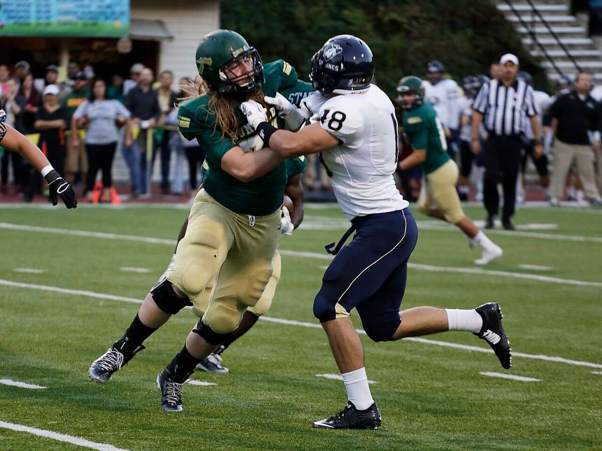 Humboldt State alum Alex Cappa forces way onto NFL stage