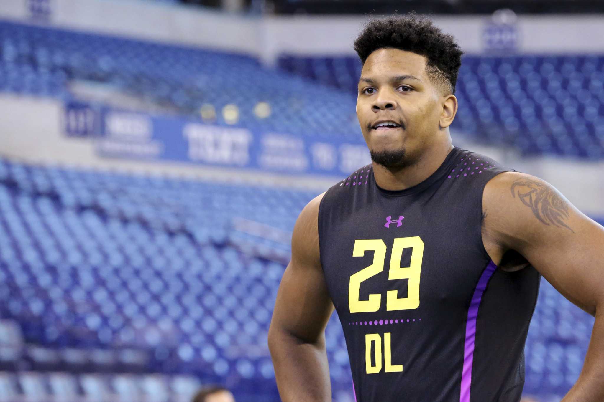 Marcus Davenport shows skill of first-round pick at NFL combine