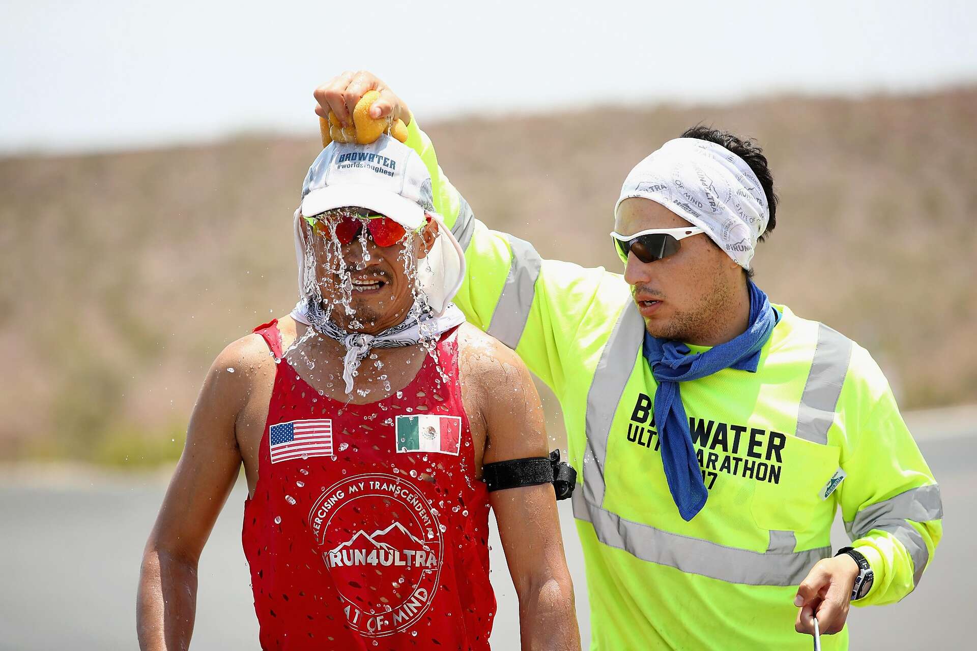 Why do runners love Death Valley?