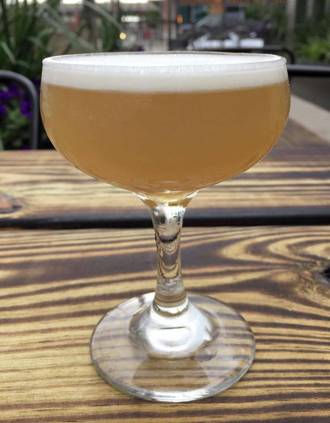 Review: Still Golden bar makes polished Broadway debut