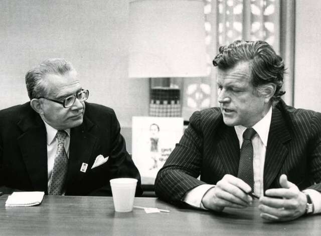 Former TU editor Harry Rosenfeld donates papers to state library