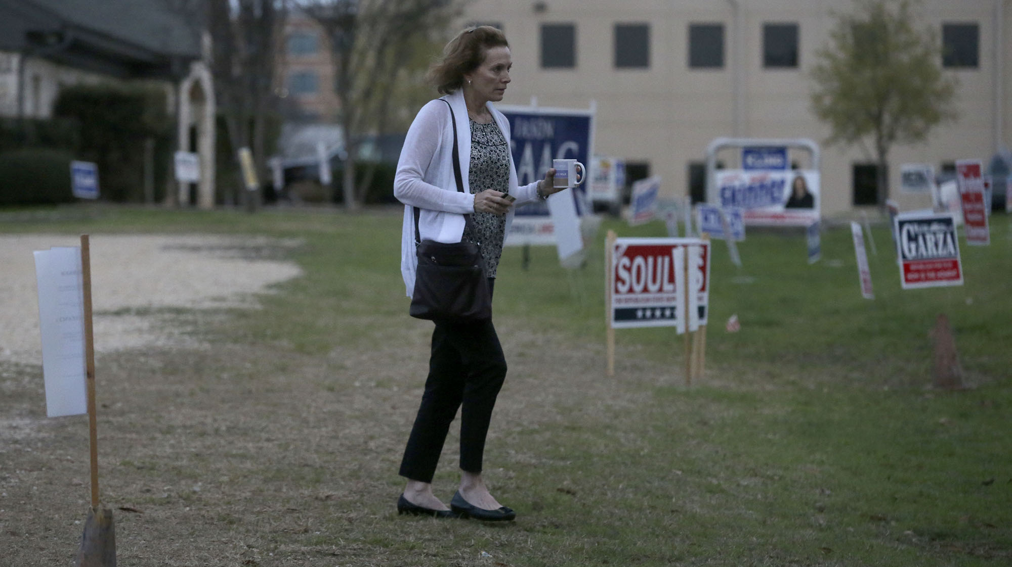 LaHood denies knowing about early morning spoof call to voters on ...