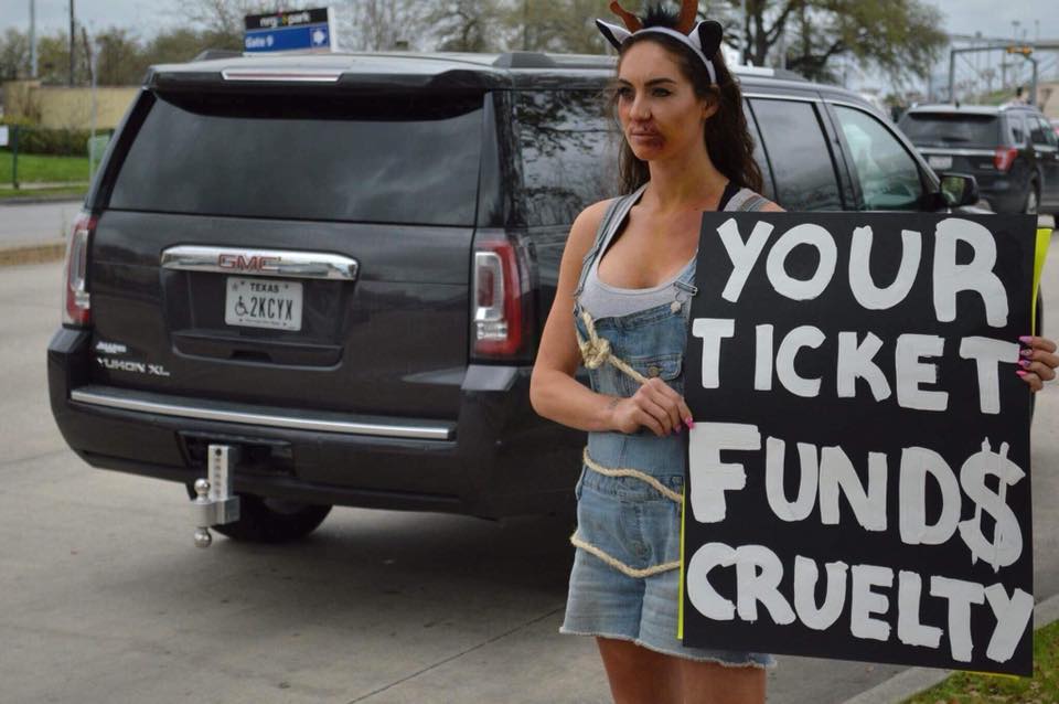 Activist's protest against Houston rodeo goes viral on Facebook