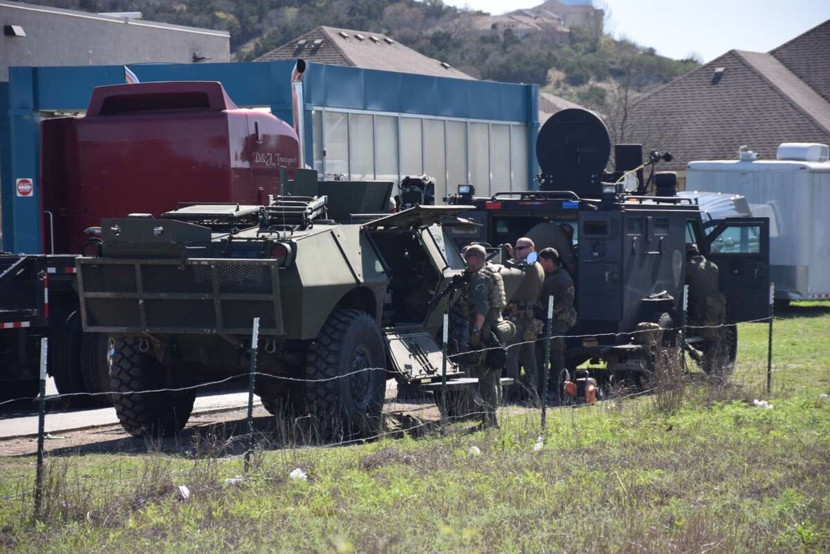 Report: DPS troopers killed hostage during standoff