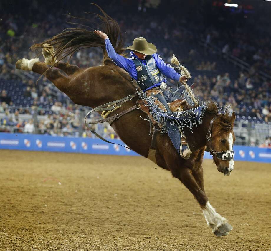 Saddle bronc rider Jacobs Crawley wins 2nd straight Super Series III at ...