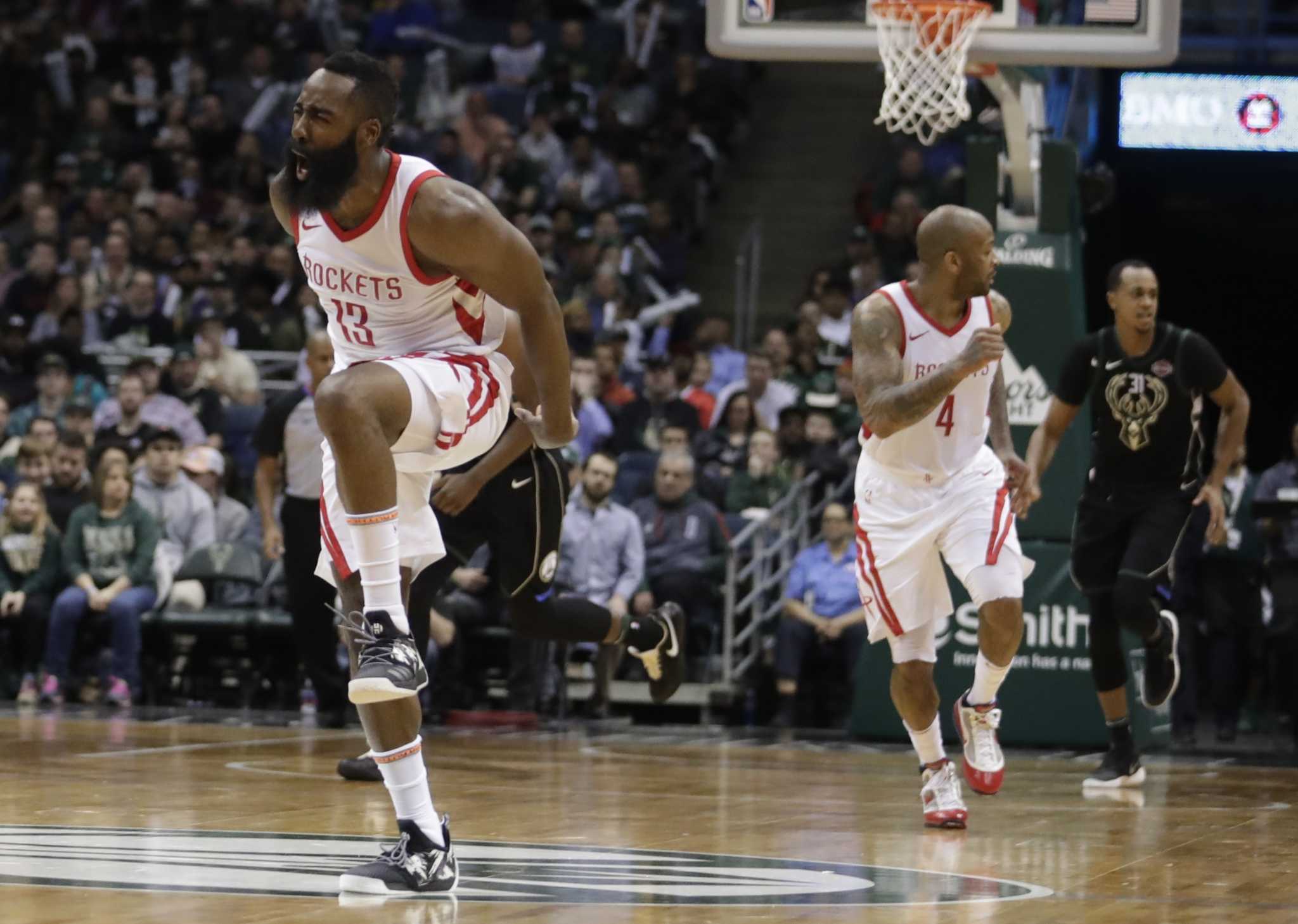 Rockets hold off Bucks to win 17th in a row