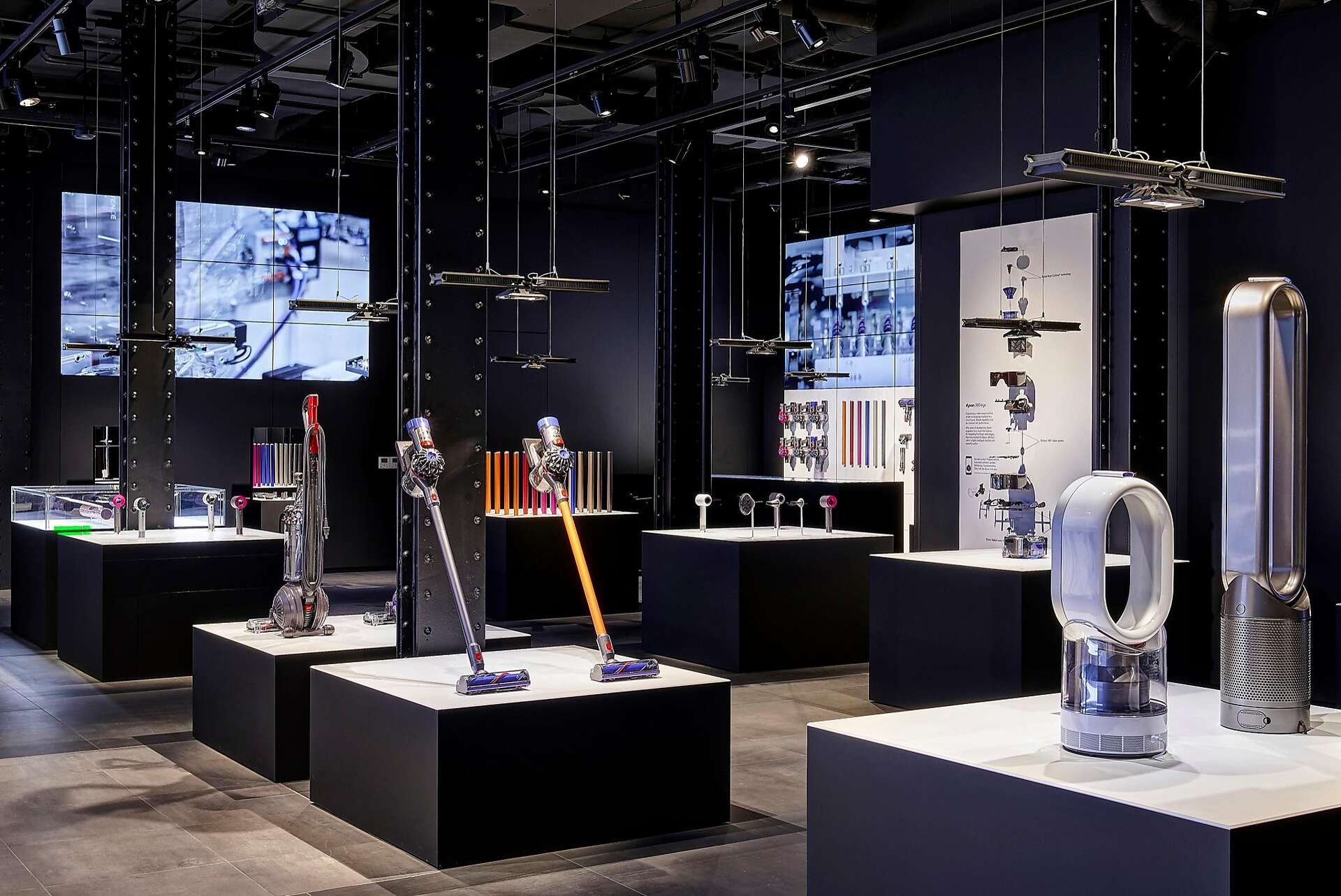 The new retail: Brands sell shoppers on ‘experiences’