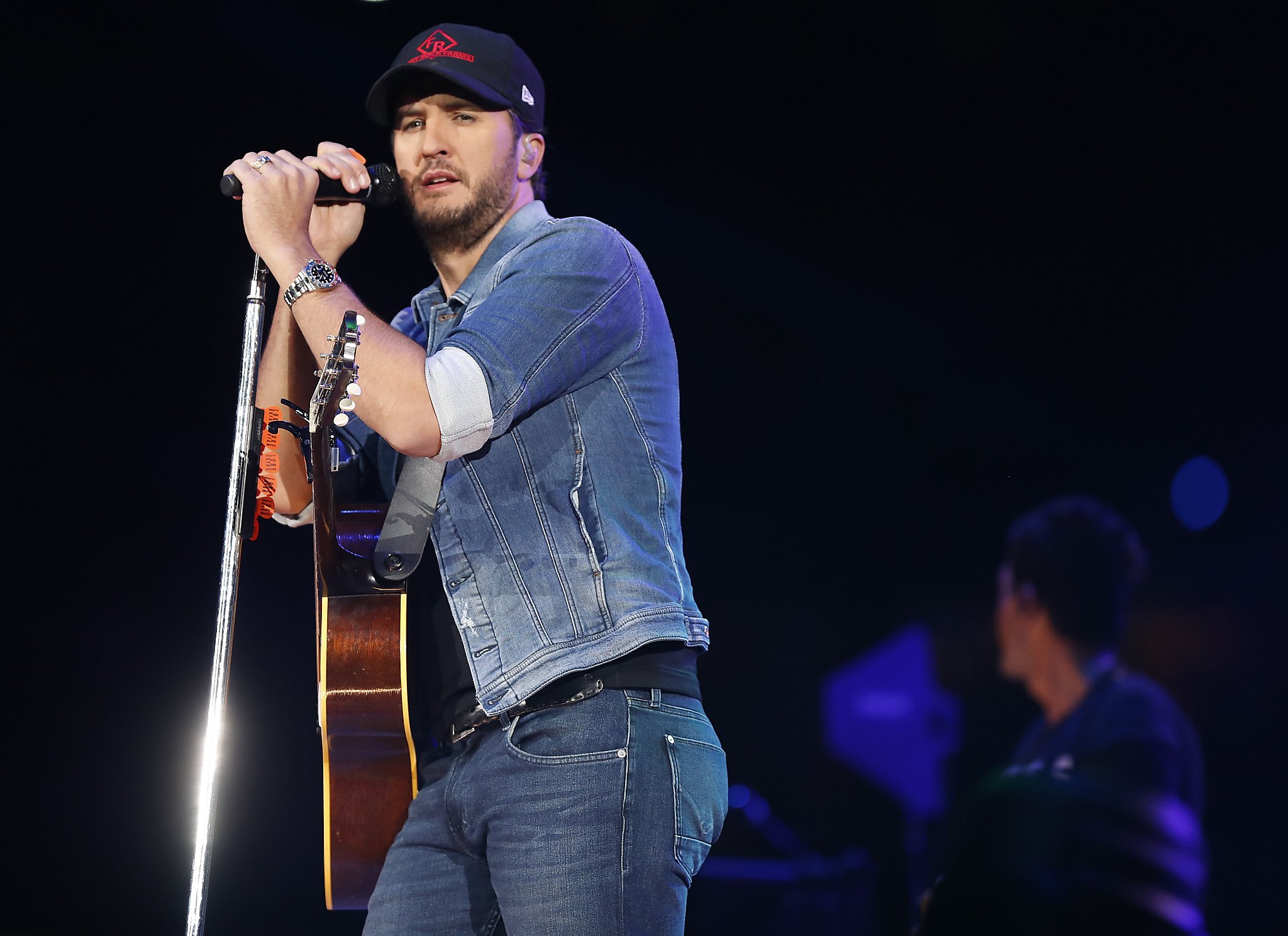 Luke Bryan announces San Antonio concert